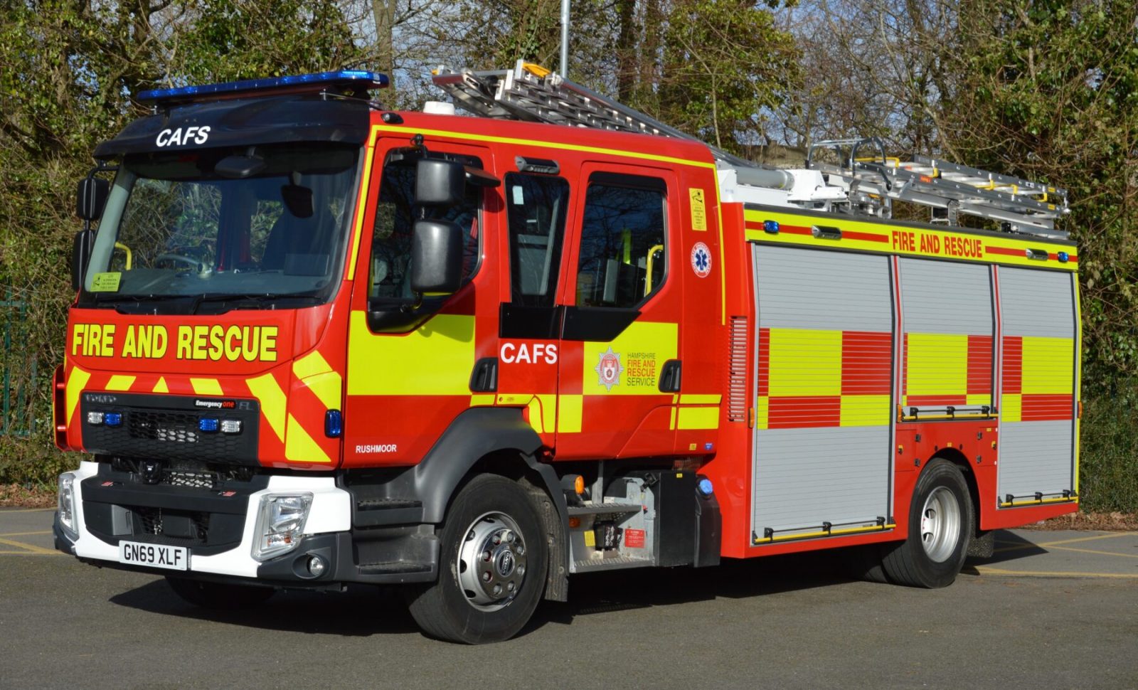 Appliances and support vehicles - Hampshire & Isle of Wight Fire ...
