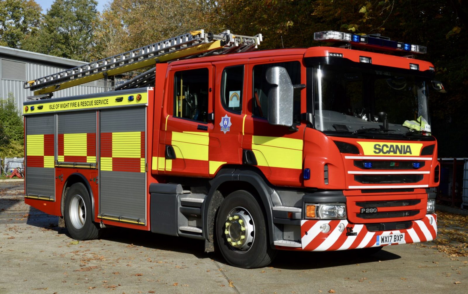 Appliances and support vehicles - Hampshire & Isle of Wight Fire ...