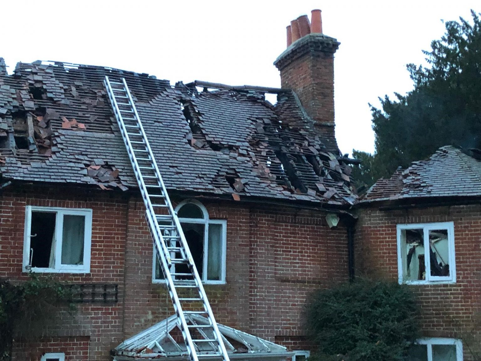Boxing Day house fire prompts early morning call-out - Hampshire & Isle ...