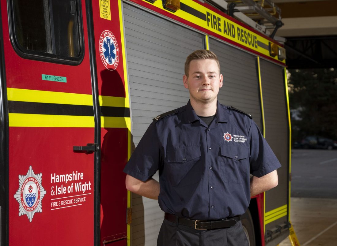 Volunteering with Fire Cadets - Hampshire & Isle of Wight Fire & Rescue ...