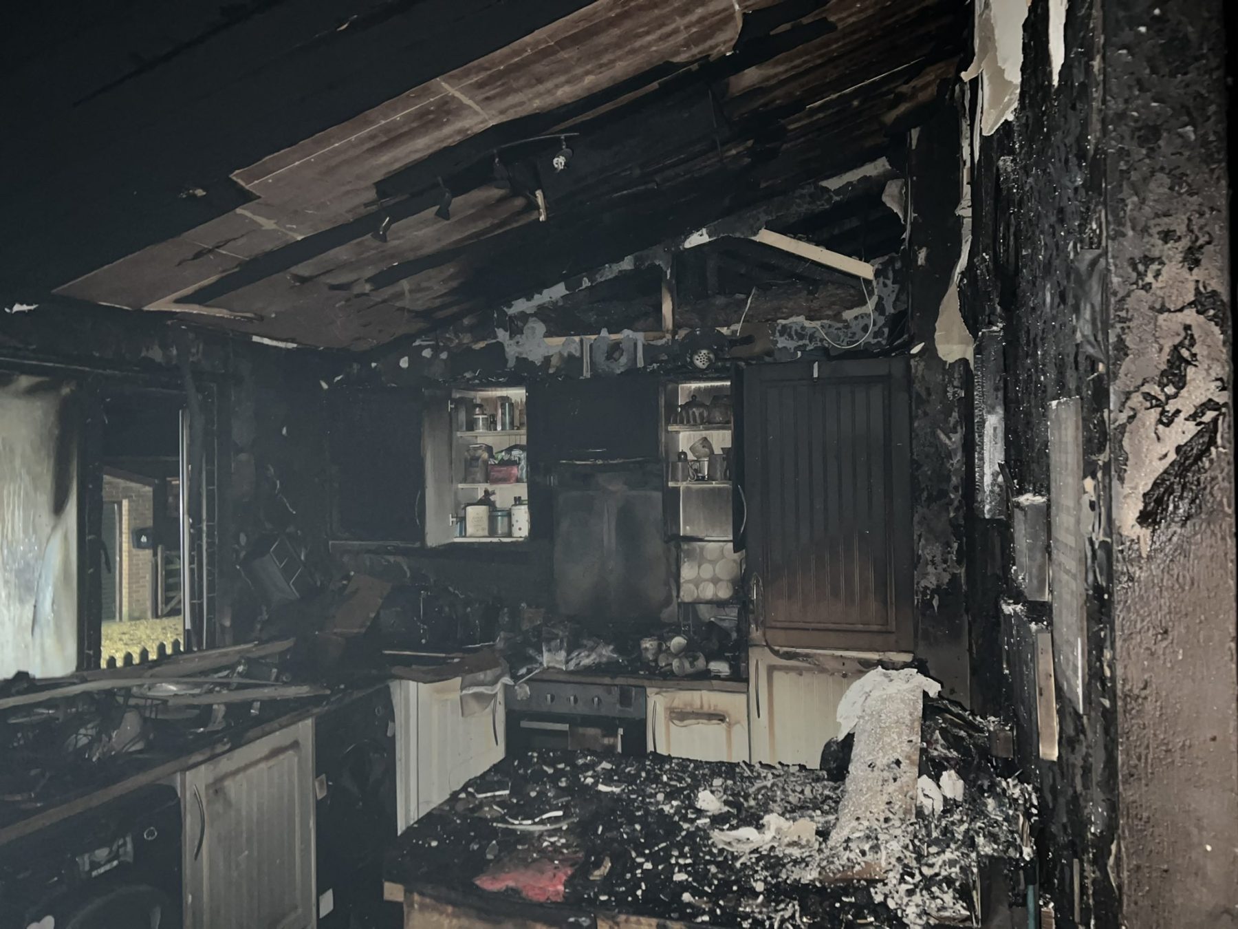 One dog sadly died following a chalet chip pan blaze - Hampshire & Isle ...