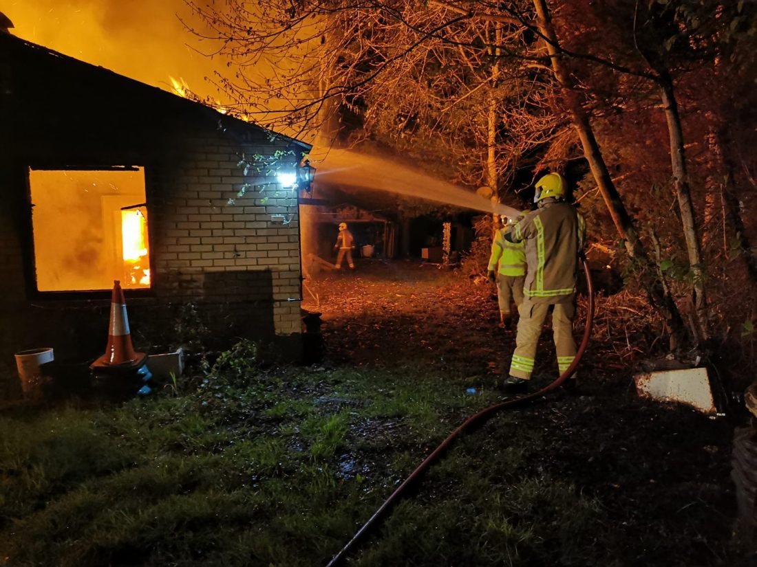 Early morning bungalow blaze tackled by New Forest and Southampton ...
