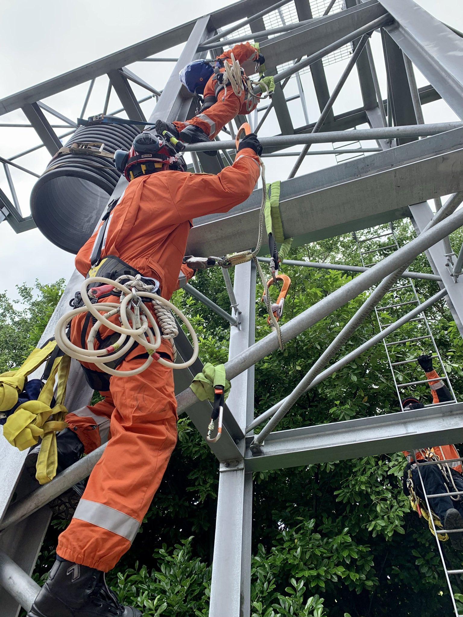Urban Search and Rescue (USAR) - Hampshire & Isle of Wight Fire ...